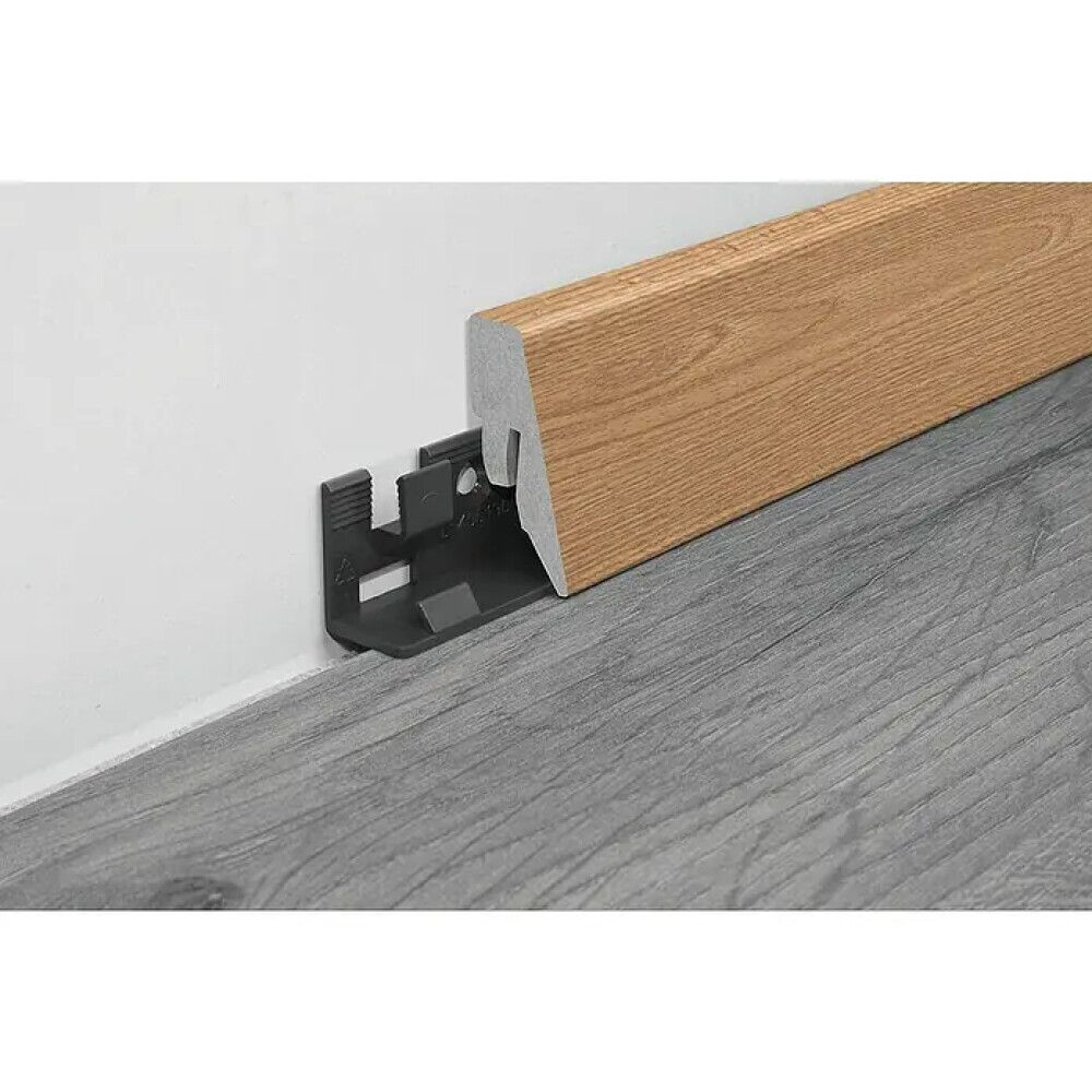 Jalkalista Logoclic K40 C Tammi Almina 19 x 40 x 2 | BAUHAUS